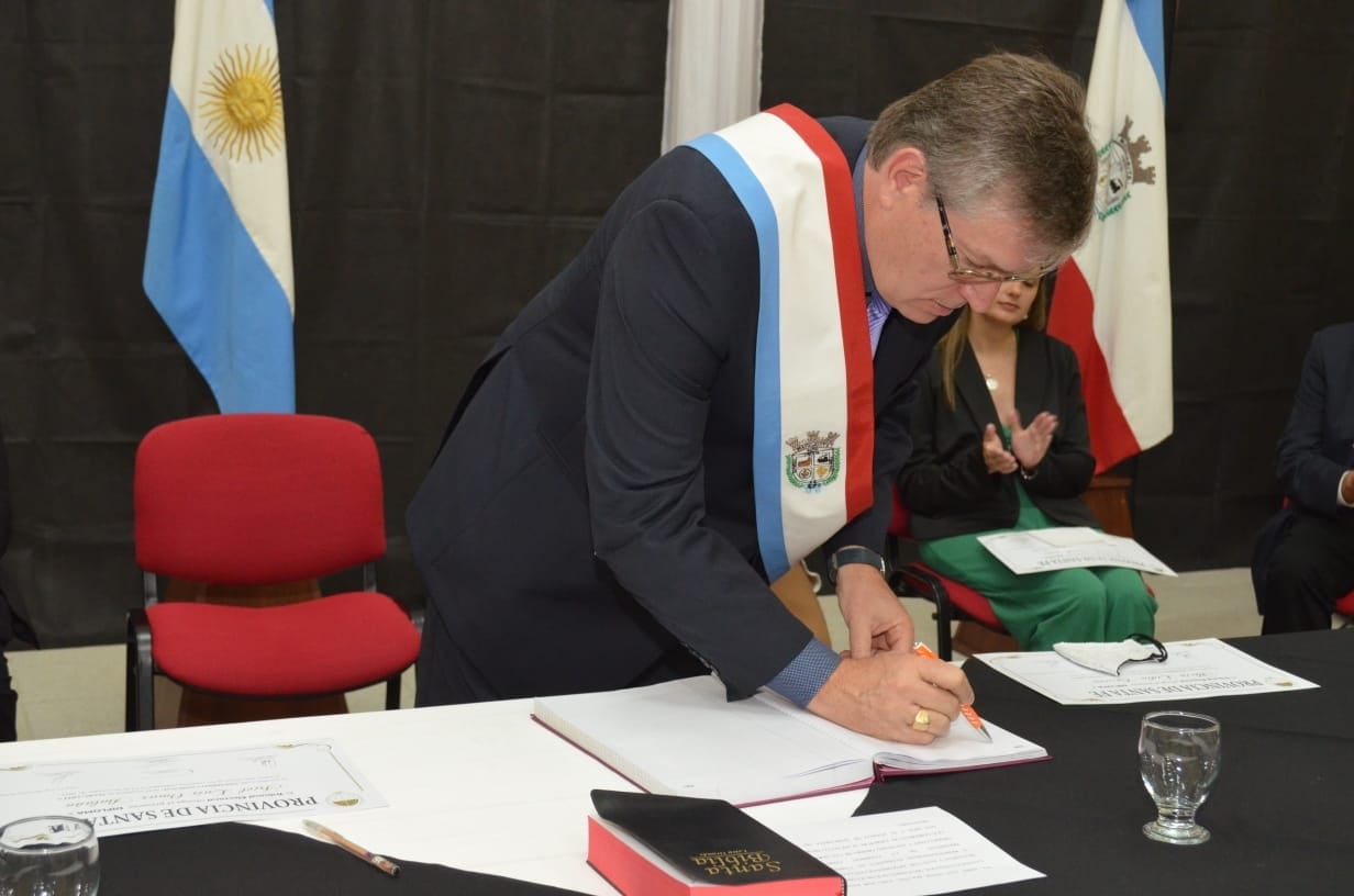 ARIEL BOLAÑO RENDIRA HOMENAJE A BERNARD - MargaritaWeb.com.ar
